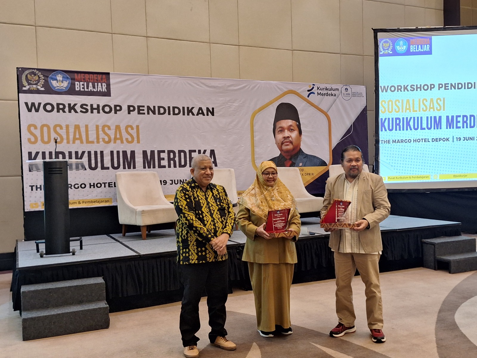 Beranda | Pusat Kurikulum dan Pembelajaran Kemendikbud